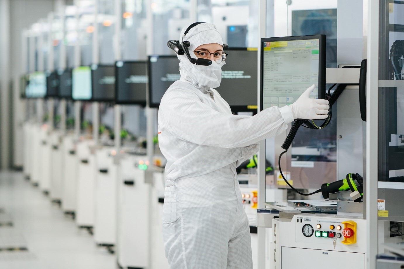 Infineon Technologies AG | Transformer-based approaches to Large Scale ...